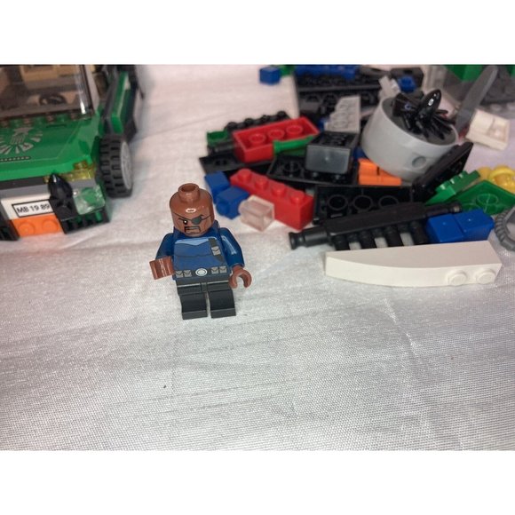 Lego | Toys | Lego Nick Fury Minifigure W Shield Car 7604 Marvel ...